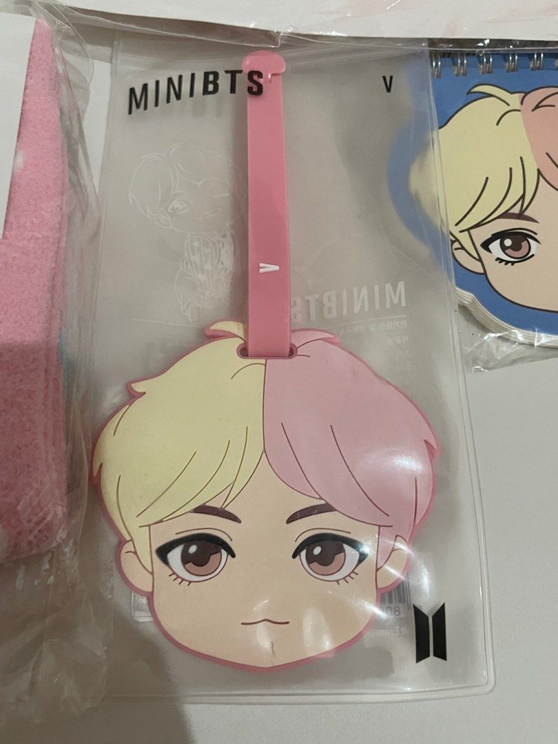 V HOUSE OF BTS MERCH OFFICIAL, Hobbies & Toys, Collectibles ...