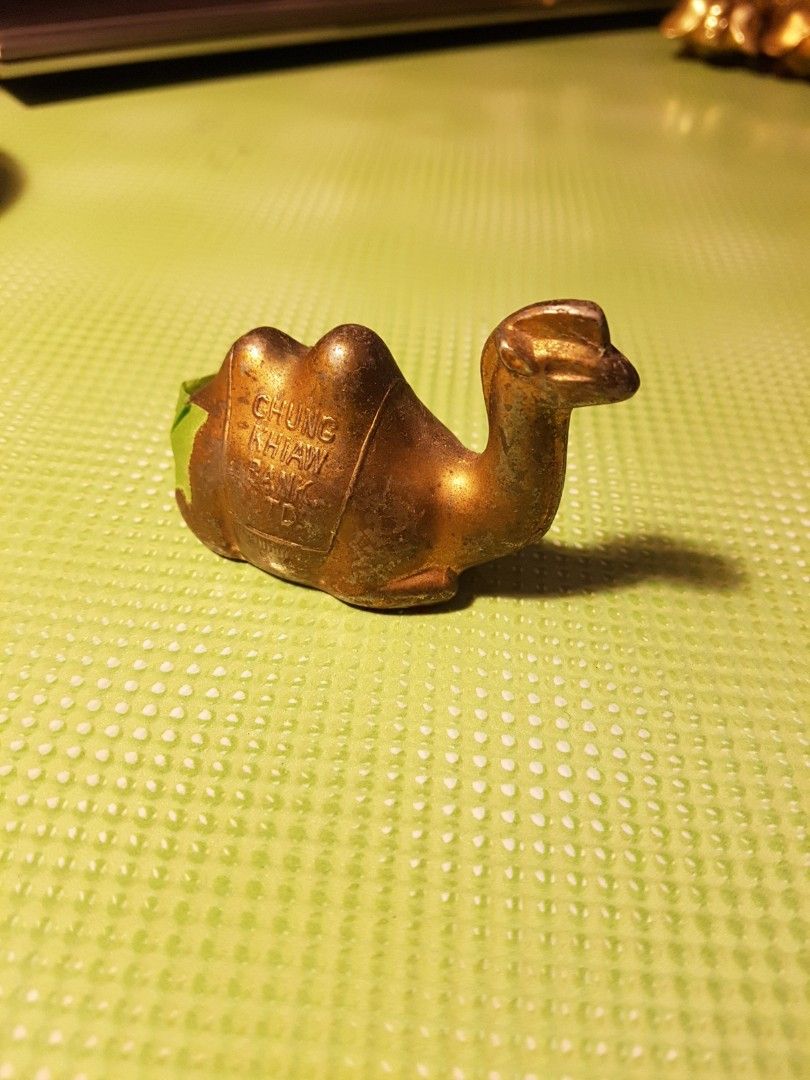 Vintage Chung Khiaw Bank Ltd Camel Paper Weight, Hobbies & Toys ...