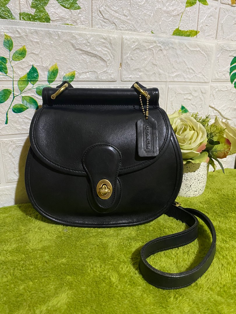 Vintage Coach Post Pouch in Black, Women's Fashion, Bags & Wallets ...
