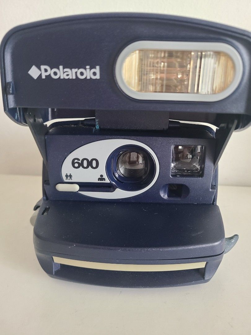 Vintage Polaroid 600 Round Camera, Photography, Cameras on Carousell