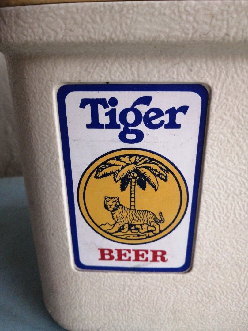Vintage Tiger Beer Cooler Box Made in Japan 9 Litres, Hobbies & Toys ...