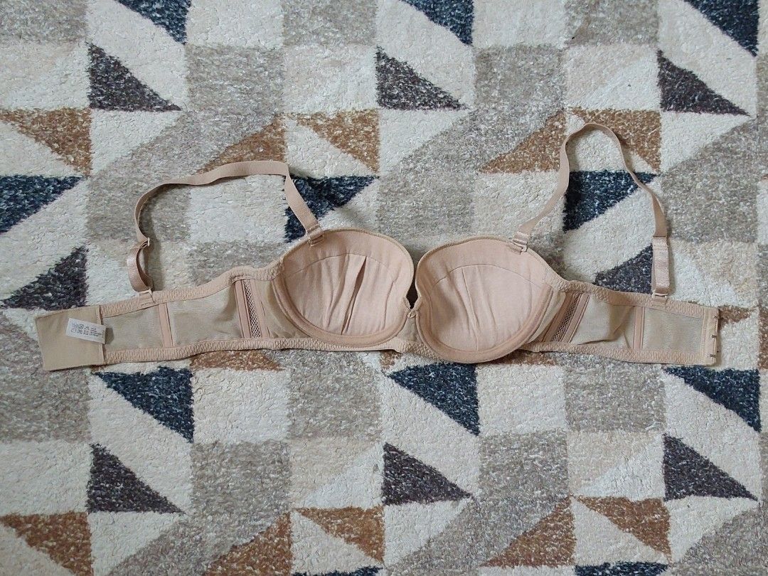 Wacoal Multi Way Push Up Bra A75, Women's Fashion, Undergarments & Loungewear on Carousell