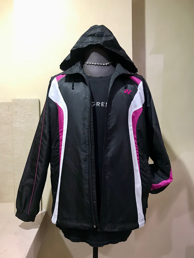 Yonex Heat Capsule Jacket, Men's Fashion, Coats, Jackets and Outerwear ...