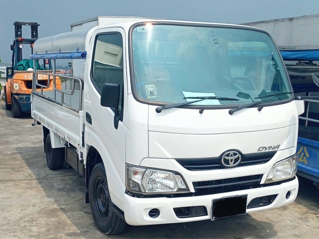 10ft with canopy / box / lorry, Cars, Commercial Vehicles, Rentals on ...