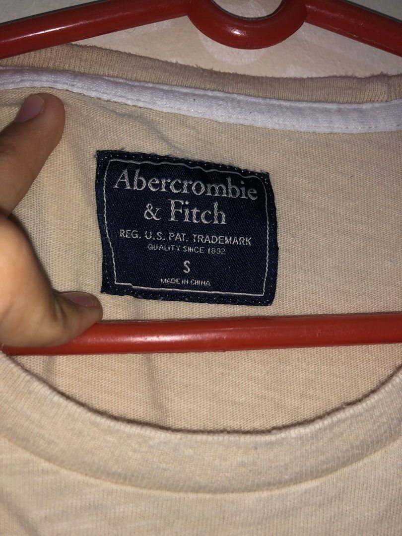 Abercrombie & Fitch Tshirt, Men's Fashion, Tops & Sets, Tshirts & Polo Shirts on Carousell