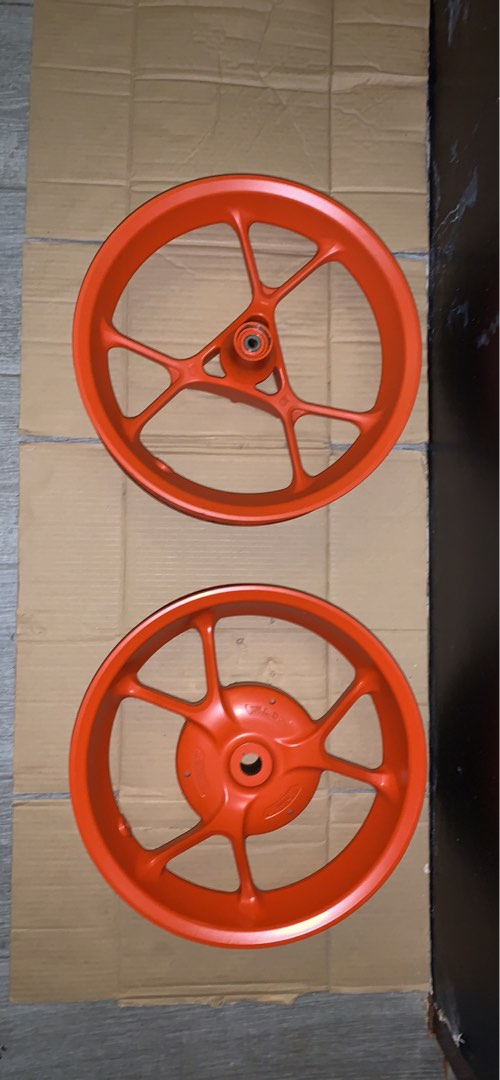 Aerox Stock Mags Powder Coated, Motorbikes, Motorbike Parts ...