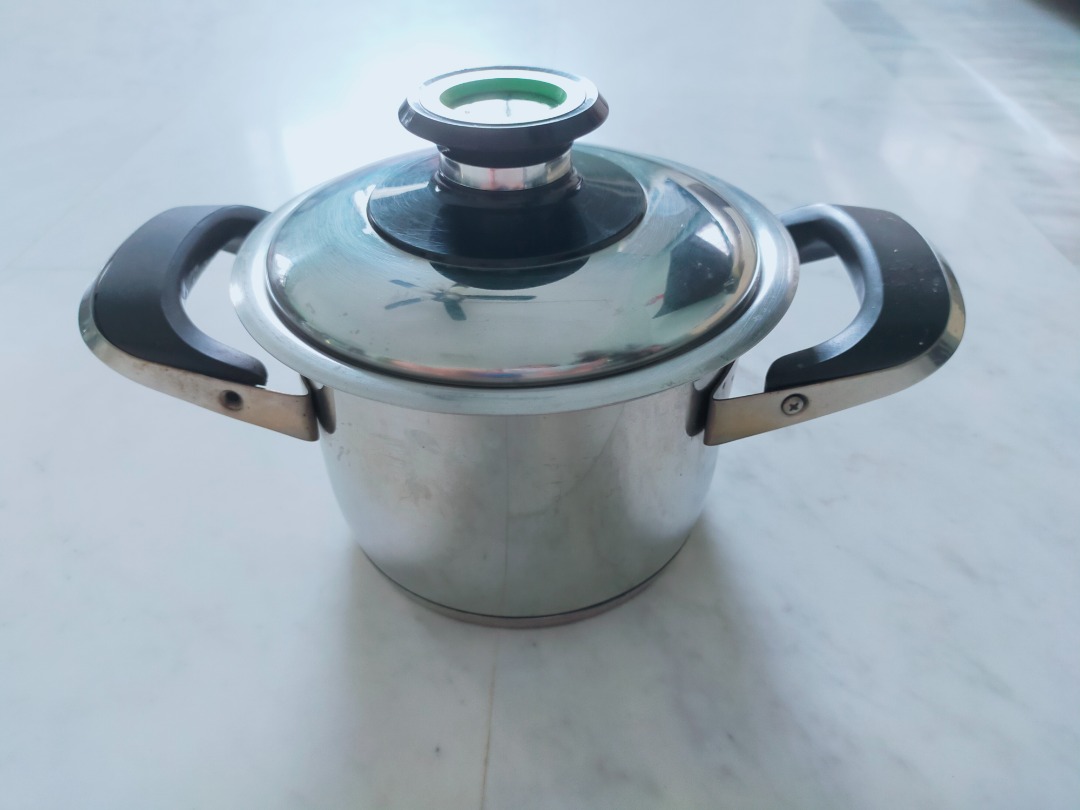 AMC POT, Furniture & Home Living, Kitchenware & Tableware, Cookware ...