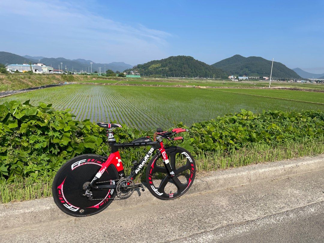 Argon 18 E-114 w ffwd wheelset, Sports Equipment, Bicycles & Parts, Bicycles on Carousell