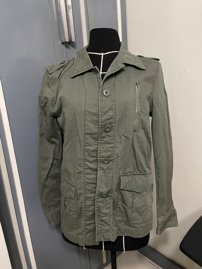 ARMY GREEN Coat/Jacket, Women's Fashion, Coats, Jackets and Outerwear ...
