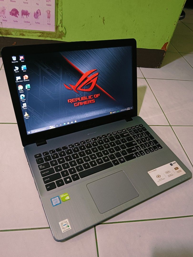 ASUS CORE I7 8TH GEN 8GB DDR4 RAM 256GB SSD NVIDIA GEFORCE MX130 GAMING LAPTOP (NEGOTIABLE ...
