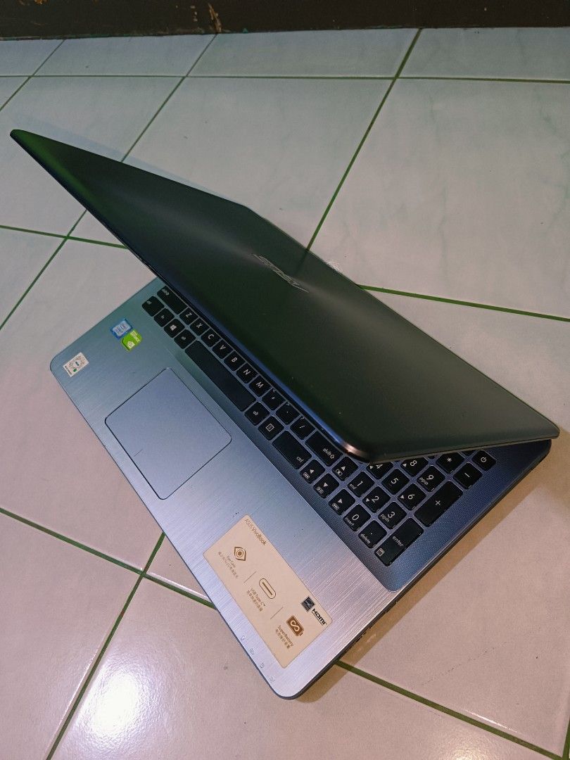 ASUS CORE I7 8TH GEN 8GB DDR4 RAM 256GB SSD NVIDIA GEFORCE MX130 GAMING LAPTOP (NEGOTIABLE ...