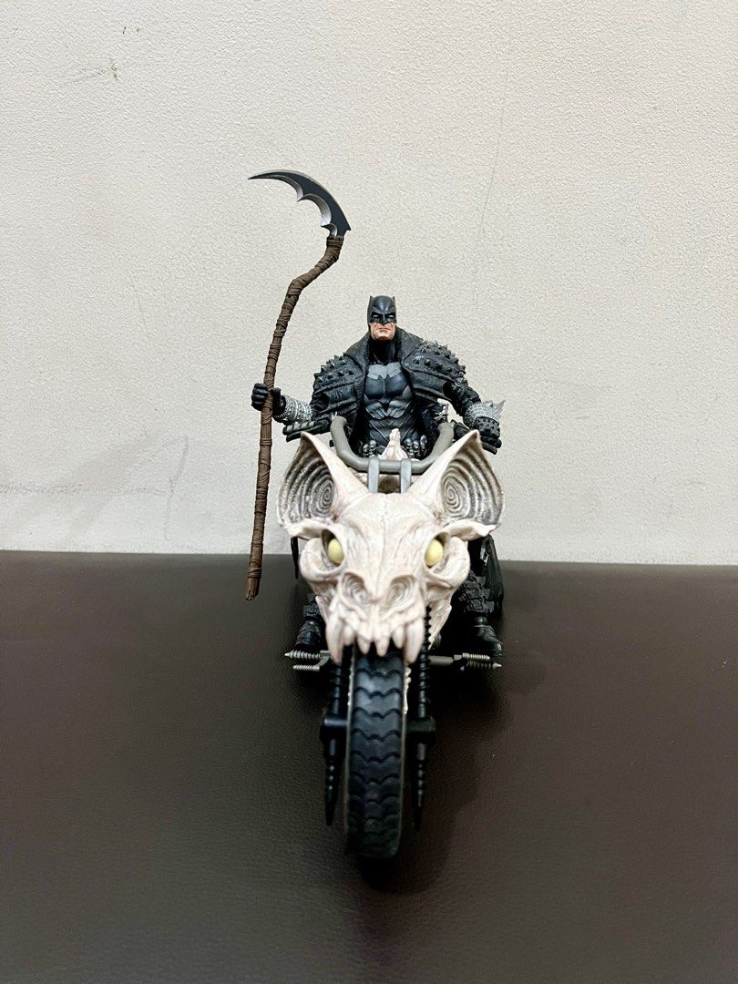 Batman: Dark Nights Death Metal with Death Metal Batcycle, Hobbies ...
