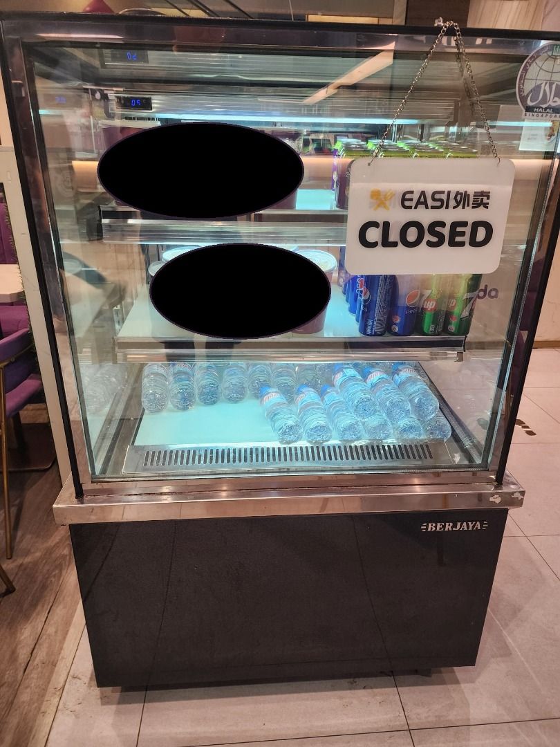 BERJAYA DESSERT DISPLAY CHILLER, TV & Home Appliances, Kitchen ...
