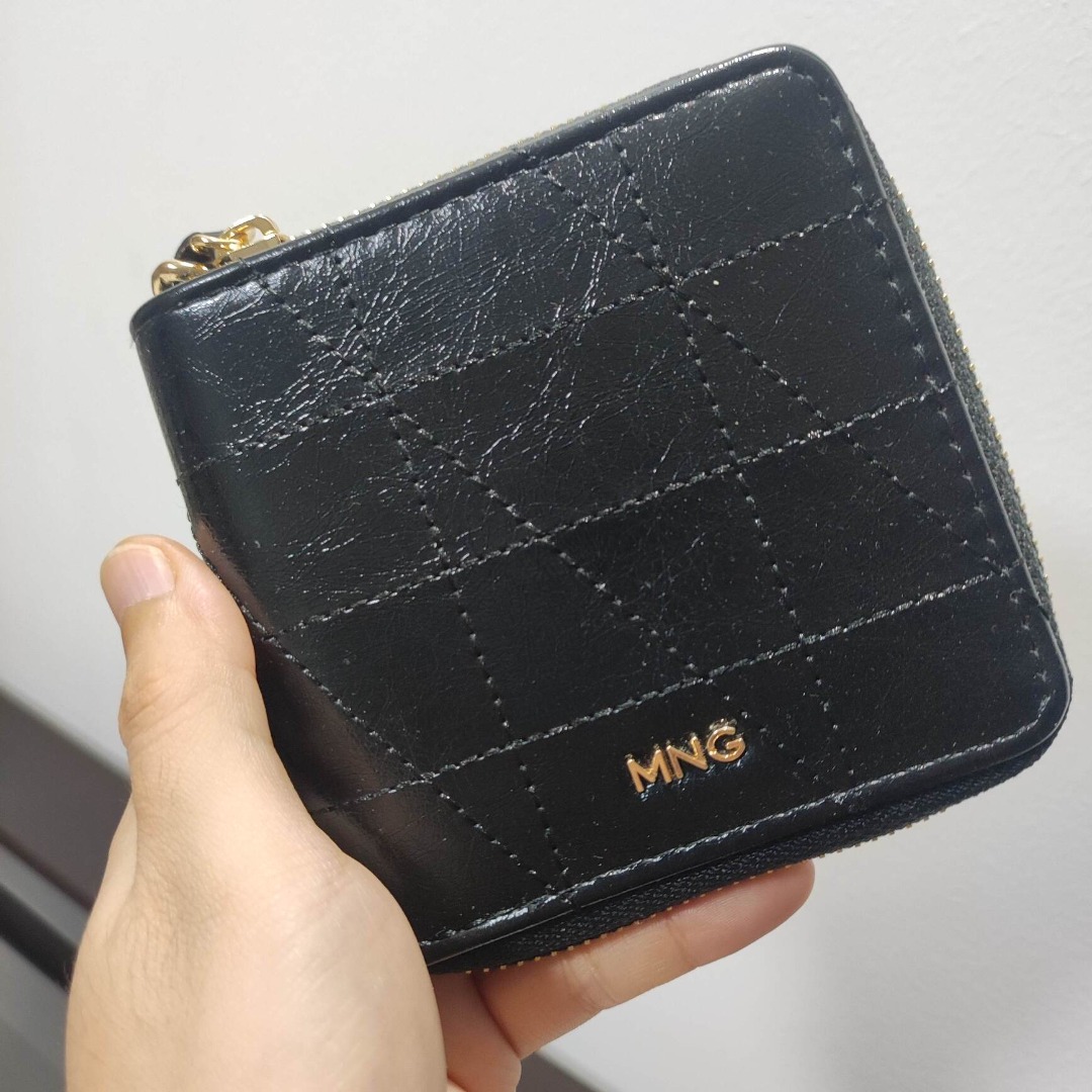 Black MNG Mango wallet with coins compartment, Women's Fashion, Bags ...