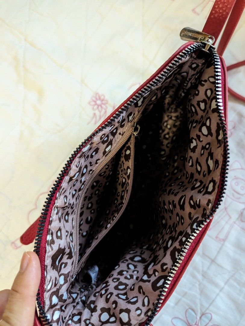 Brand new David Jones cross body bag, Women's Fashion, Bags & Wallets ...