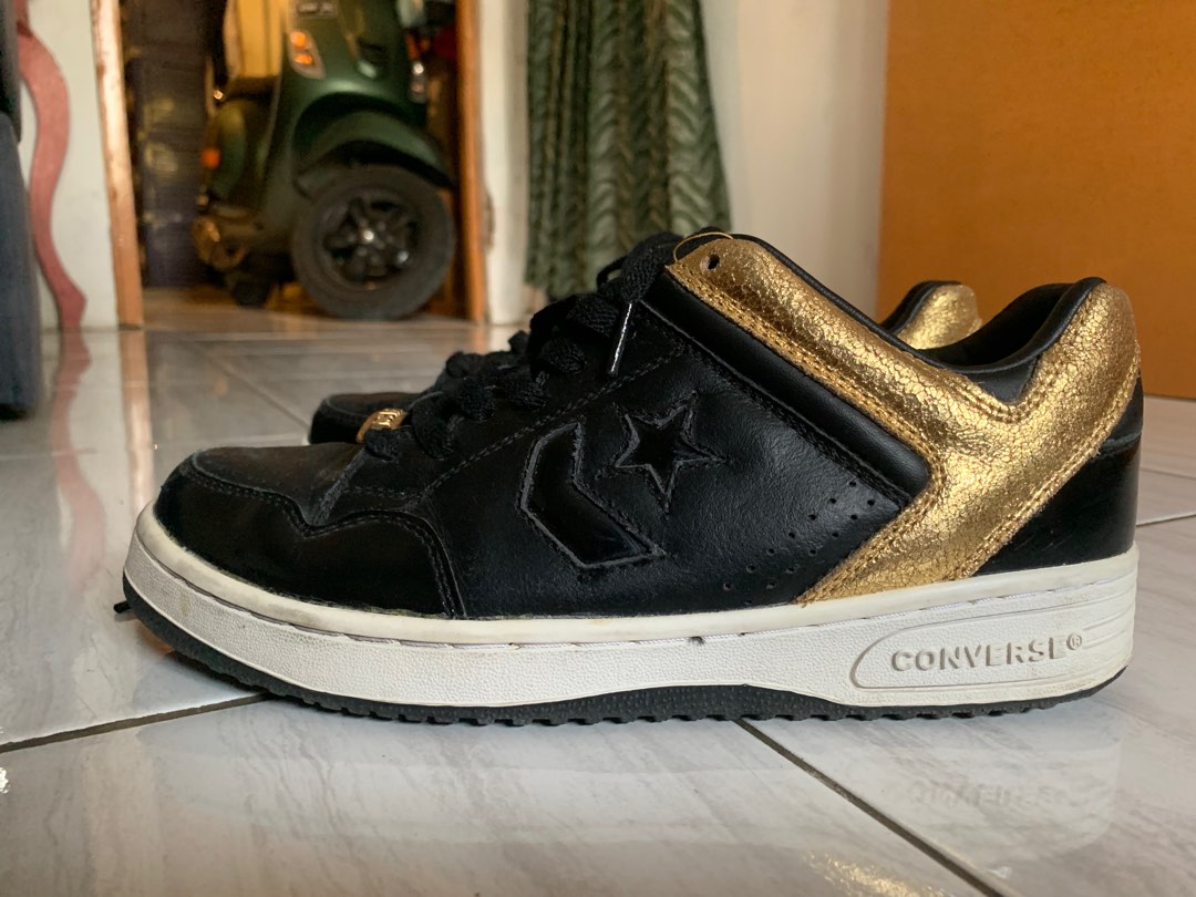 converse cons weapon, Fesyen Pria, Sepatu , Sneakers di Carousell