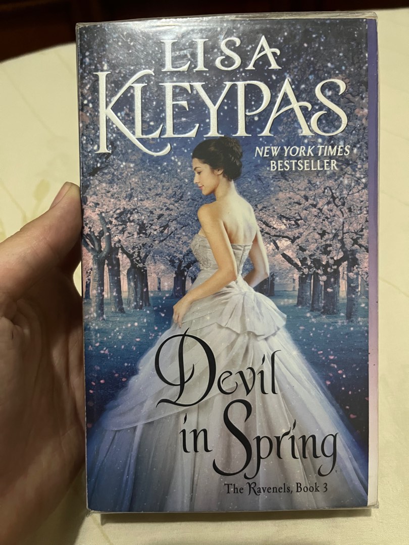 Devil in Spring by Lisa Kleypas, Hobbies & Toys, Books & Magazines, Fiction & Non-Fiction on ...