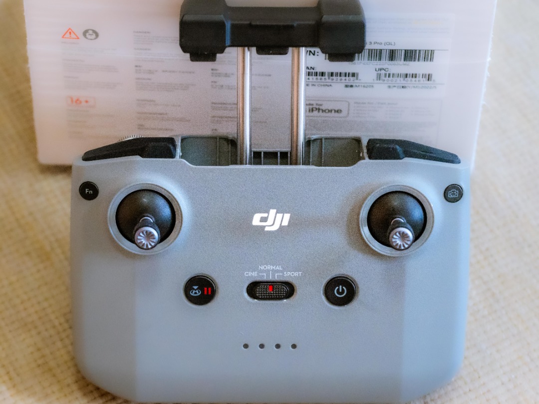 DJI RC N1 (Suitable for DJI Mini 3 Pro, Mavic 3 Classic, Mavic 3 Cine ...