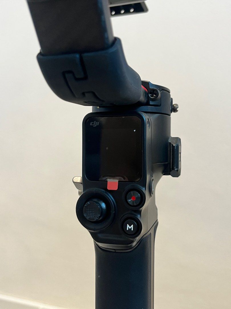 DJI RS2 Pro Full Kit, Photography, Video Cameras on Carousell