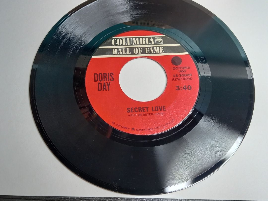 Doris Day Columbia Hall Of Fame Vinyl 7", Hobbies & Toys, Music & Media ...