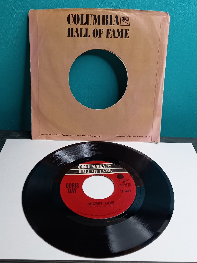 Doris Day Columbia Hall Of Fame Vinyl 7", Hobbies & Toys, Music & Media ...