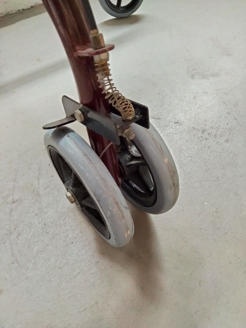 Elderly foldable rehab walking aid/ frame with wheels and seat, Health ...