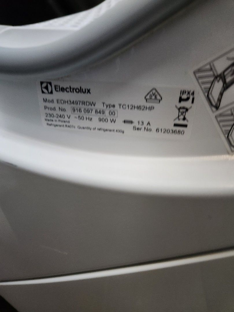 ELECTROLUX 5 Ticks Condenser Dryer 9kg EDH3497RDW, TV & Home Appliances ...