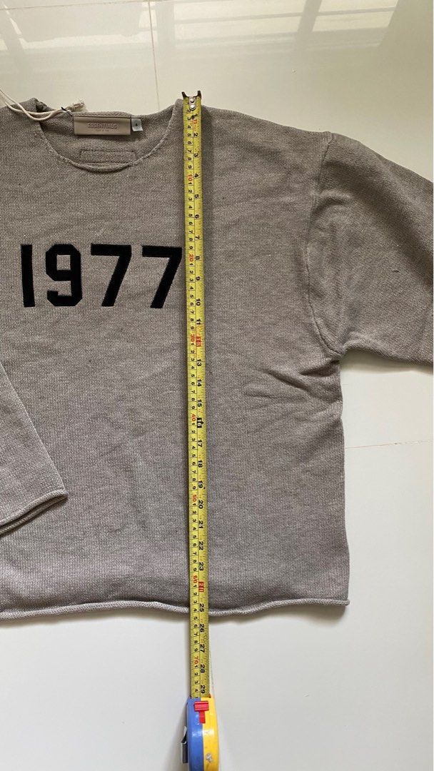 Essentials 1977 Sweater, Men's Fashion, Coats, Jackets and Outerwear on ...