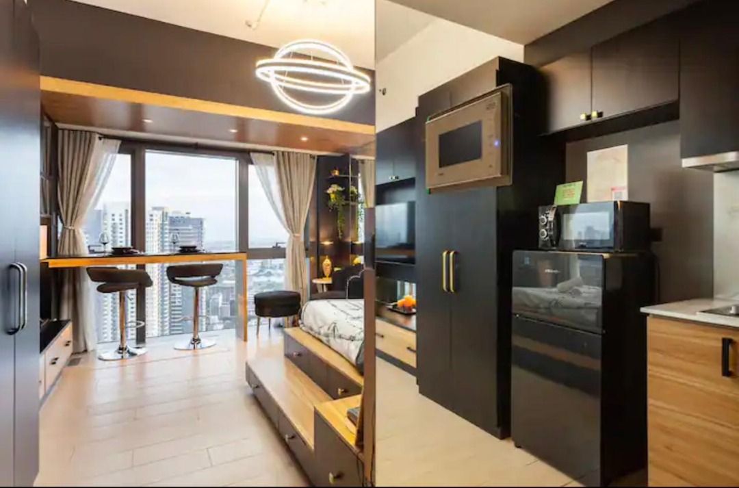 Corner Studio Unit in One Eastwood Avenue Tower 1 Upgraded and Fully ...