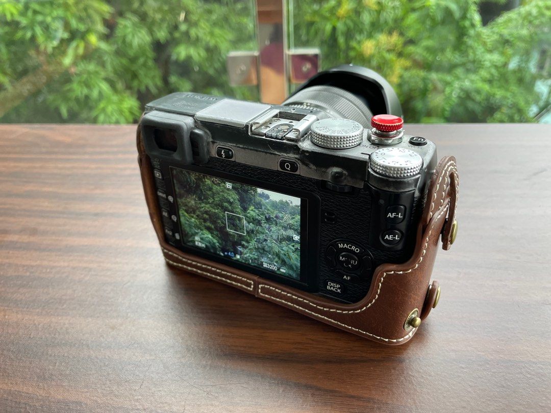 Fujifilm X-E2 16mp XTrans ii film-like Sensor, Photography, Lens & Kits ...