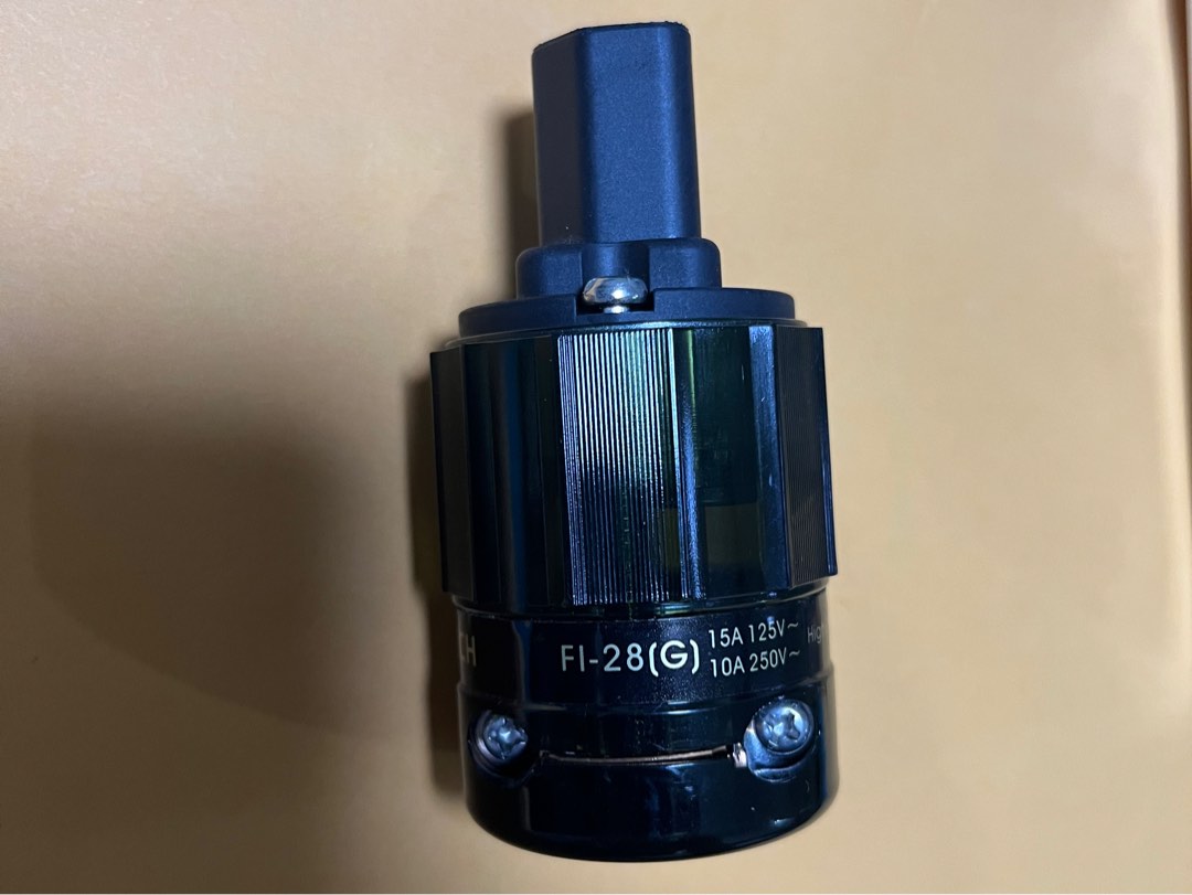 Furutech FI-28(G) IEC (Gold plated), Audio, Other Audio Equipment on ... Furutech FI-28(G) IEC (Gold plated), Audio, Other Audio Equipment on ...
