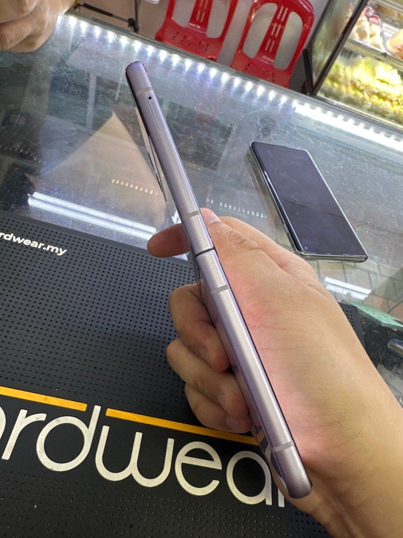 Galaxy Z Flip 3 Lavender 128GB, Mobile Phones & Gadgets, Mobile Phones ...