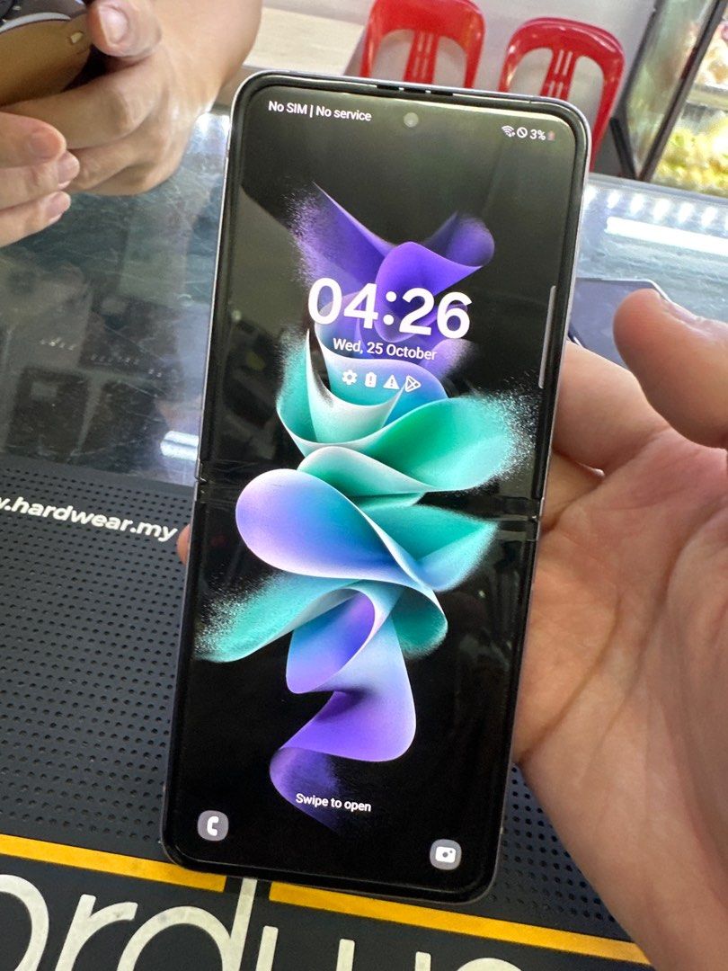 Galaxy Z Flip 3 Lavender 128GB, Mobile Phones & Gadgets, Mobile Phones ...