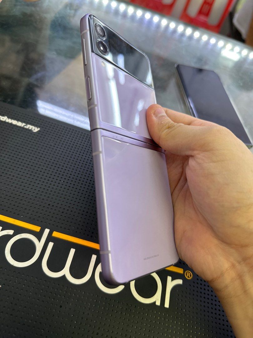 Galaxy Z Flip 3 Lavender 128GB, Mobile Phones & Gadgets, Mobile Phones ...