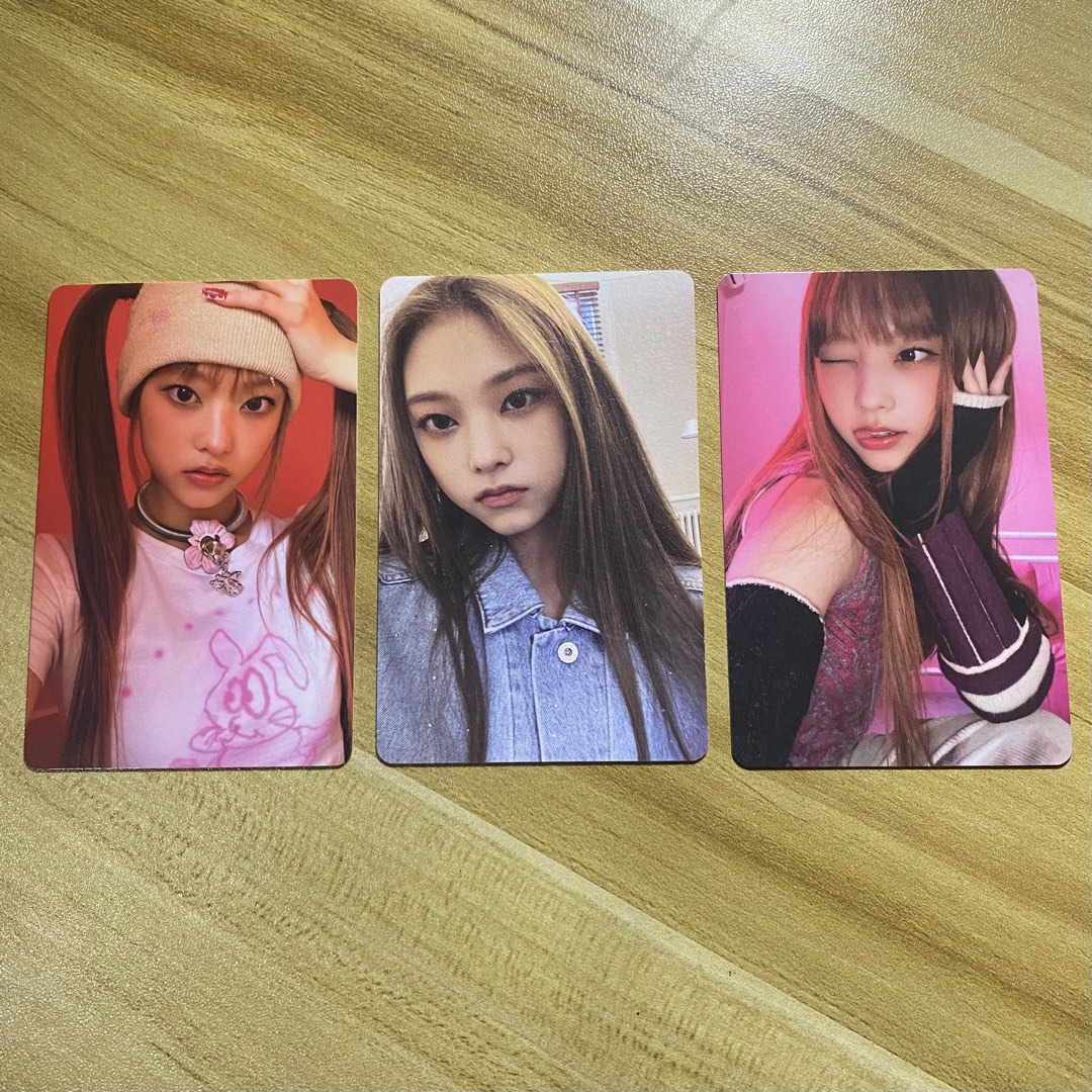 Haerin Wink Photo Card Set, Hobbies & Toys, Memorabilia & Collectibles ...