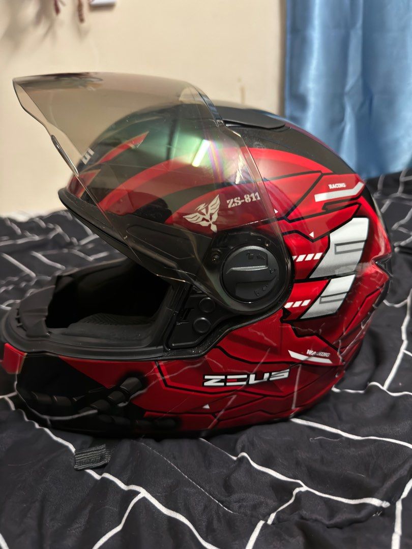 helmet zeus fullface, Motorbikes on Carousell