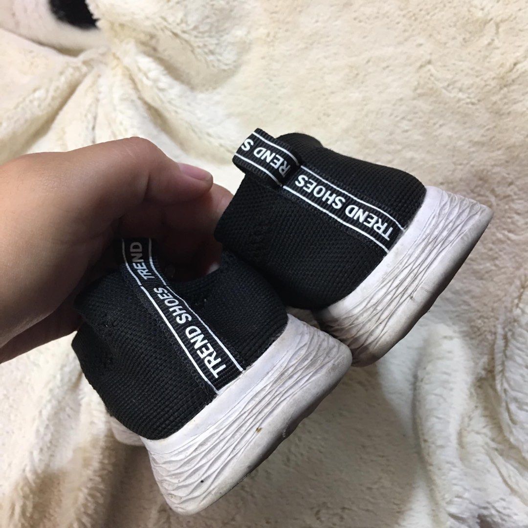 Hotwind Mesh Shoes, Women's Fashion, Footwear, Sneakers on Carousell