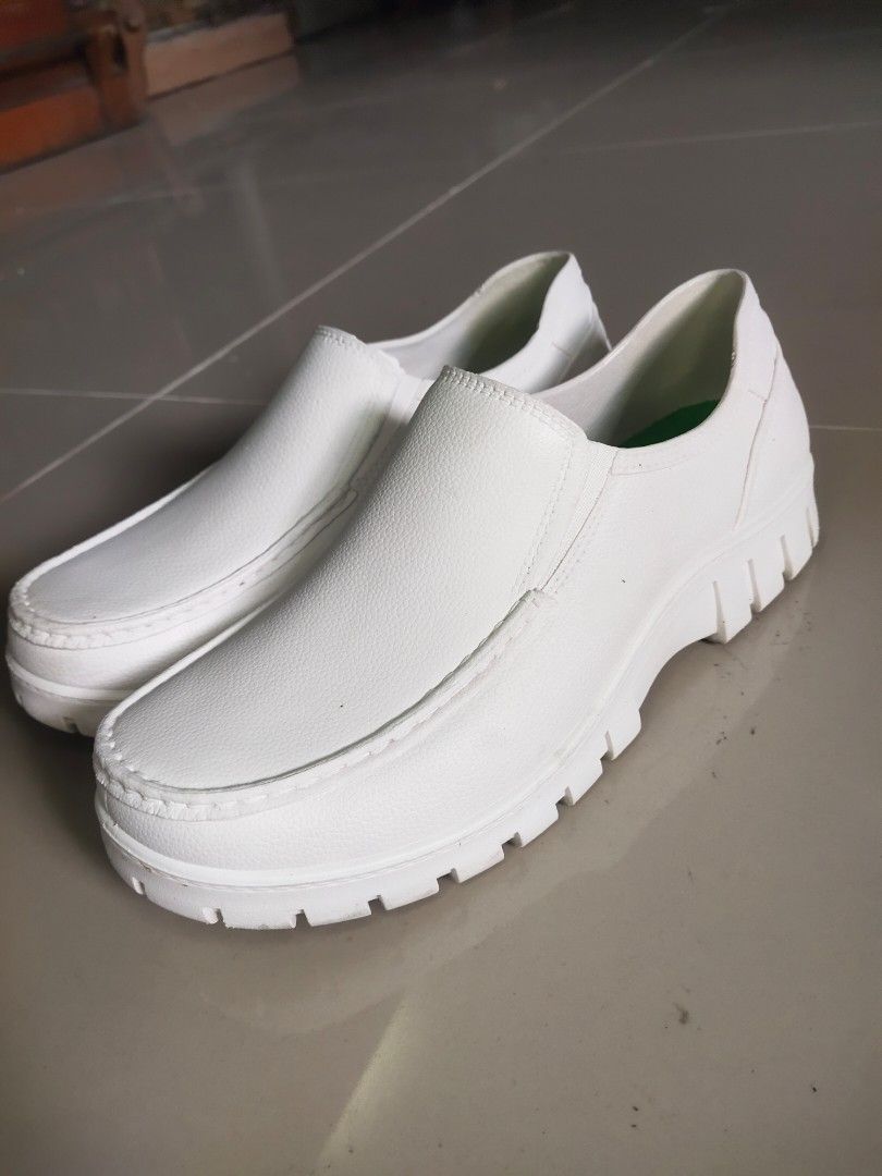 Iguanas Moonwalker Shoes, Women's Fashion, Footwear, Sandals on Carousell