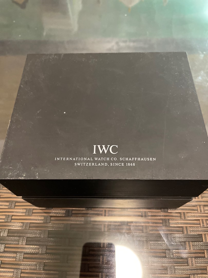 IWC watch box, Men's Fashion, Watches & Accessories, Watches on Carousell