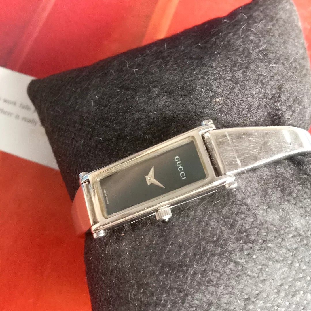 Jam tangan anggun merk GUCCI 1500L original, Fesyen Wanita, Jam Tangan ...