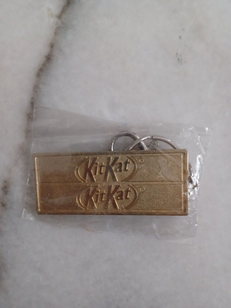 Kit Kat Golden Key Chain, Hobbies & Toys, Collectibles & Memorabilia ...