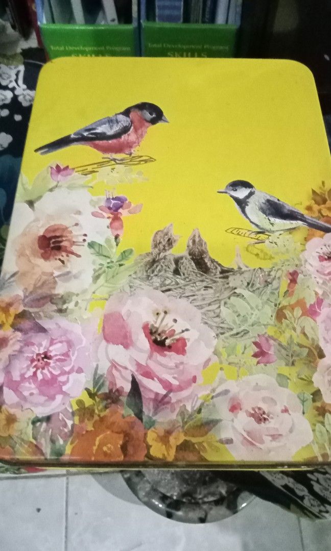 kotaK kaLenG Dancow anniversaRy, Antik, Pajangan di Carousell