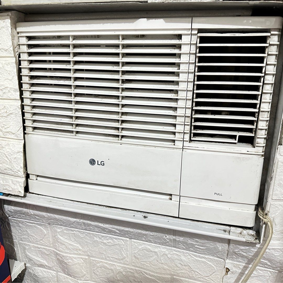 LG WINDOW TYPE AIRCON 1HP, TV & Home Appliances, Air Conditioning and ...