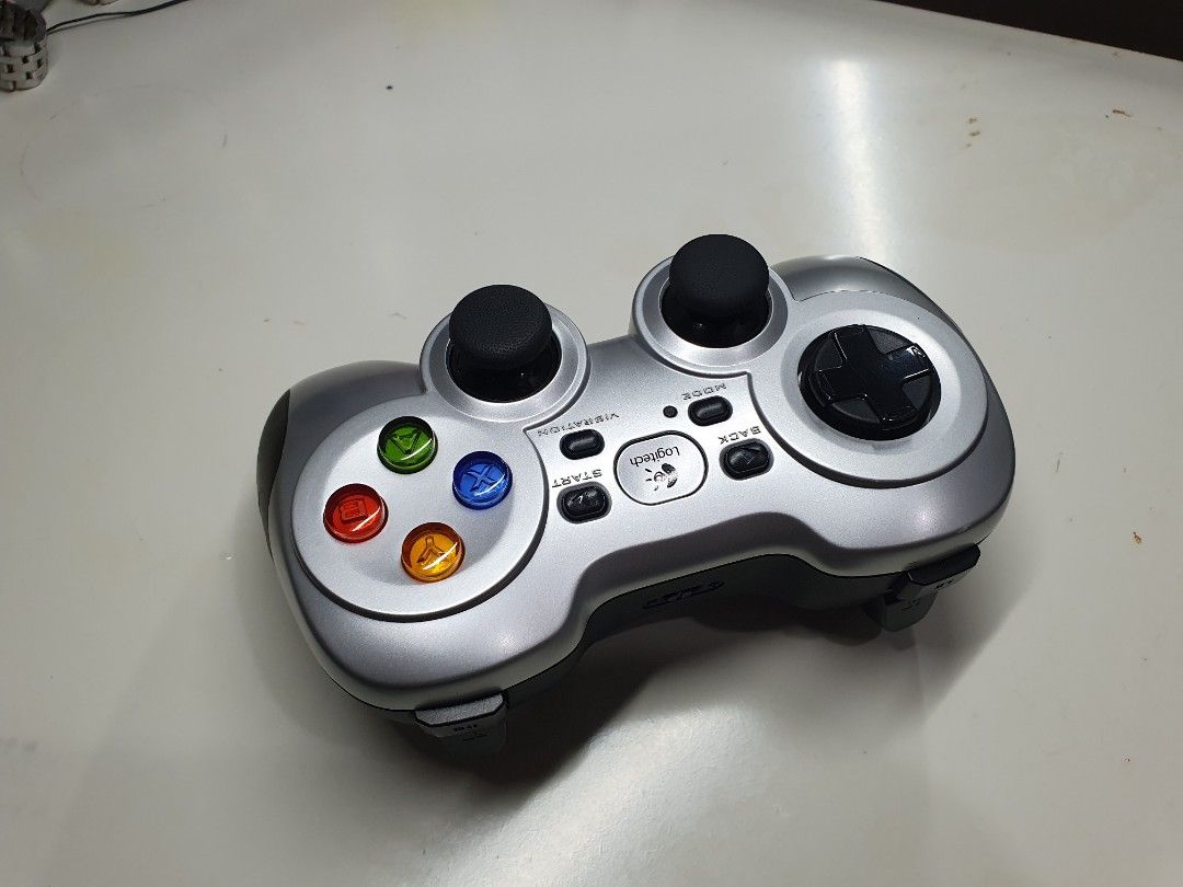 Logitech Wireless Gamepad F710 Video Gaming Gaming Accessories Controllers On Carousell 
