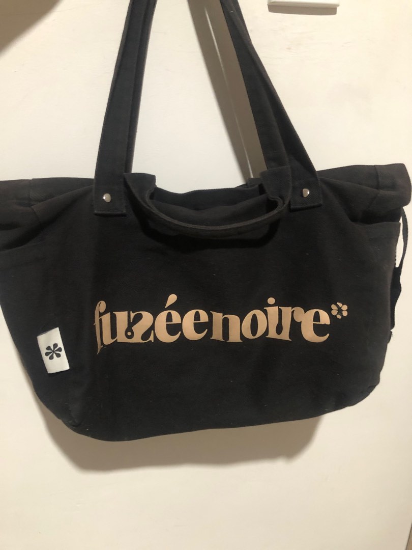 loutropics totebag, Fesyen Wanita, Tas & Dompet di Carousell