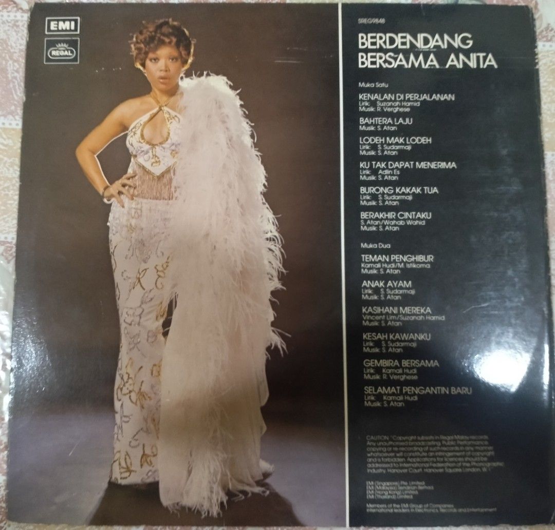 LP Piring Hitam BERDENDANG BERSAMA ANITA, Hobbies & Toys, Music & Media ...