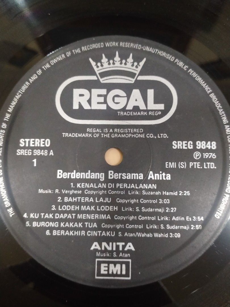 LP Piring Hitam BERDENDANG BERSAMA ANITA, Hobbies & Toys, Music & Media ...