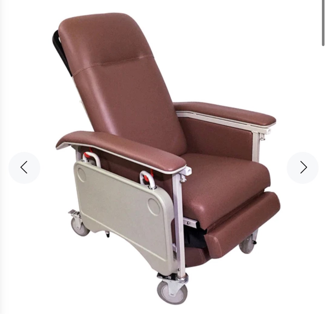 (FREE) Manual Mobile Recliner Geriatric Chair with Tray, Health ...