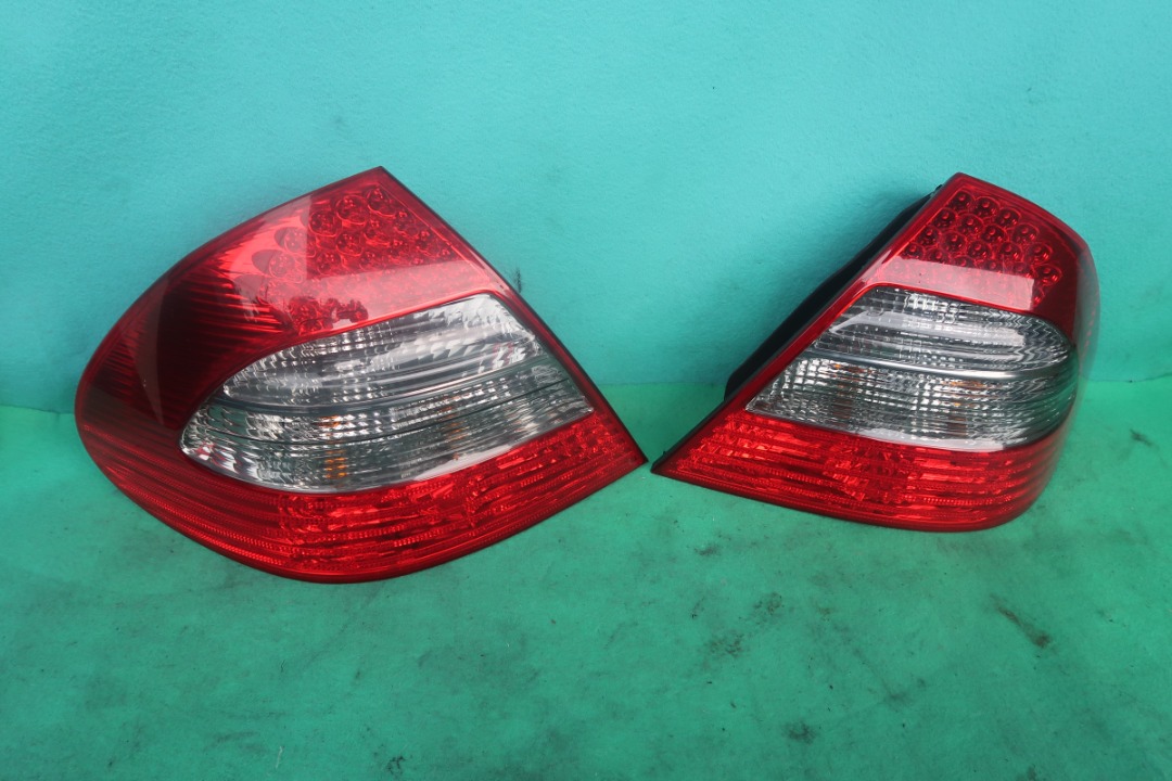 MERCEDES W211 TAIL LAMP PER SIDE, Auto Accessories on Carousell