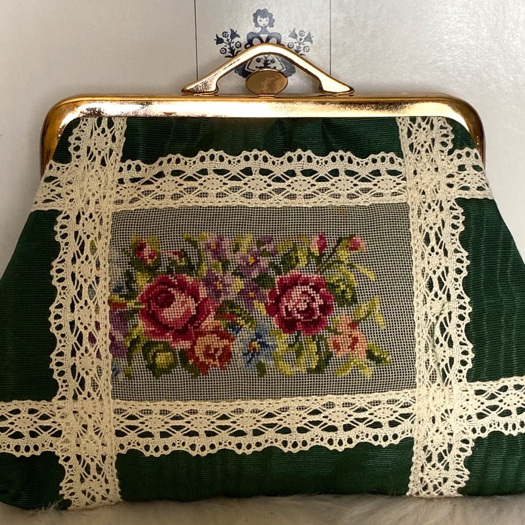 Michiko Kuge Vintage Green Floral Lace Coin Purse, Women's Fashion ...